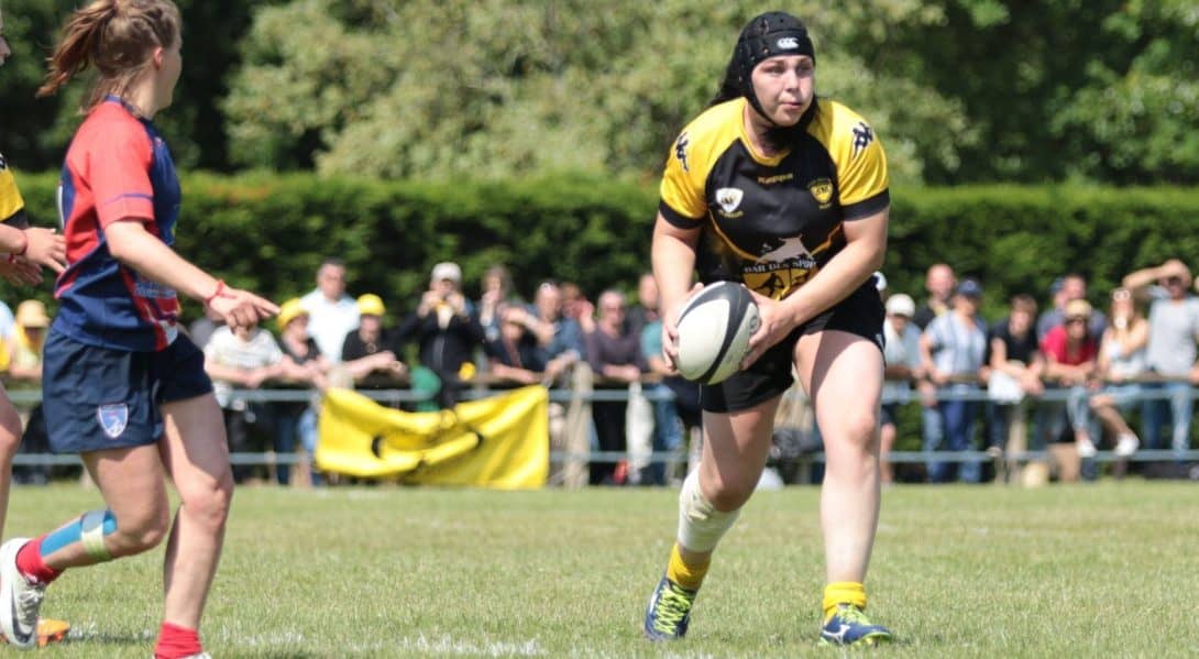 Le parcours incroyable d'Alexia Cérénys, seule joueuse de rugby trans ...