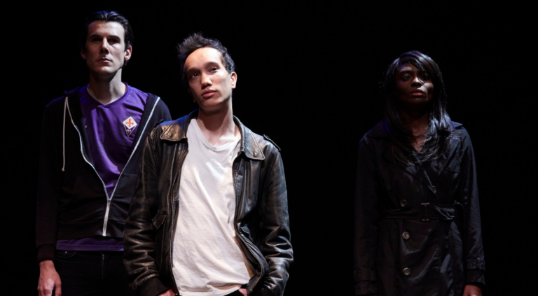 9 spectacles qui rendent la rentrée théâtre plus queer - têtu·