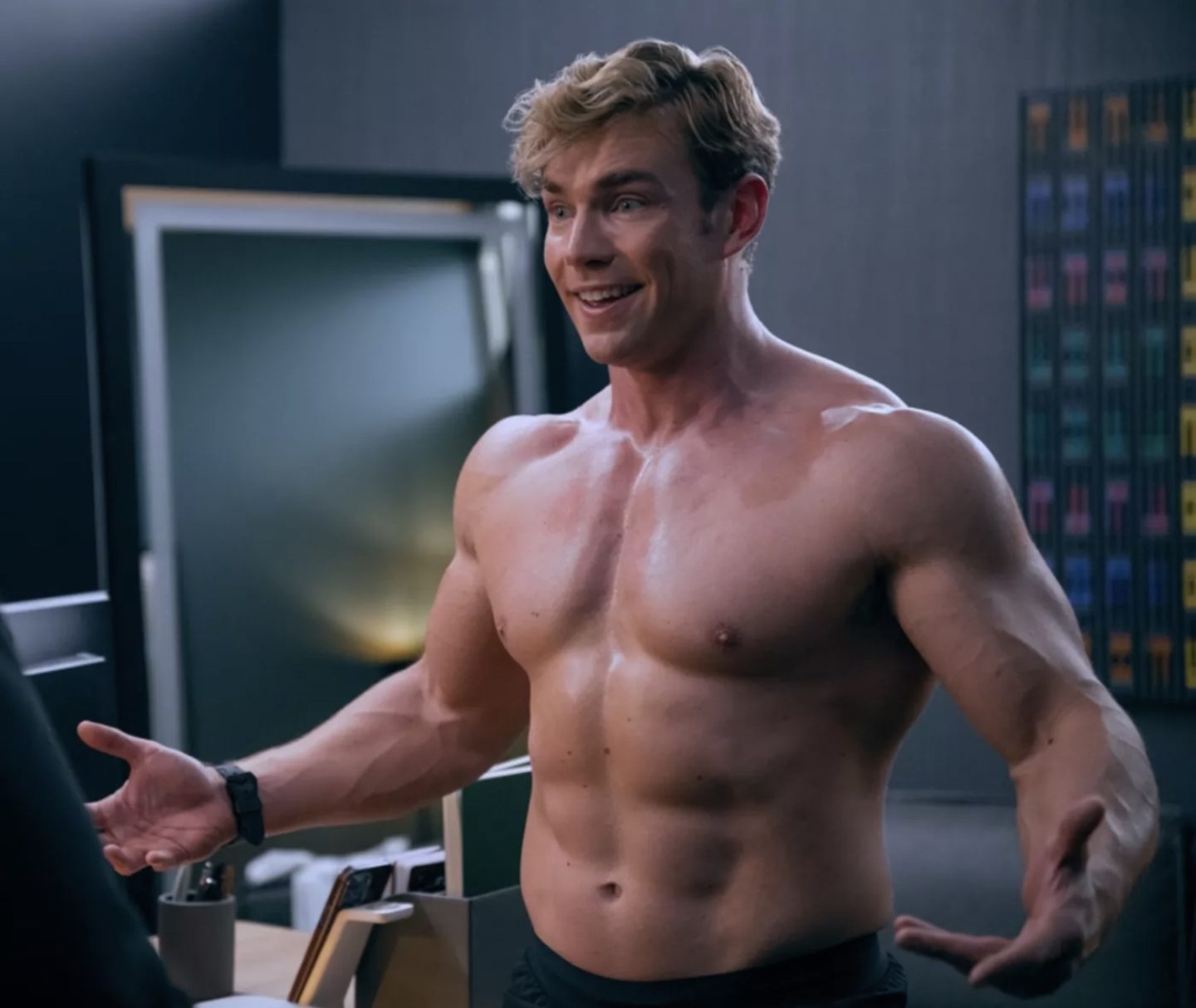 "Glamorous" : Zane Phillips, l'adonis qui veut "raconter des vécus queers"