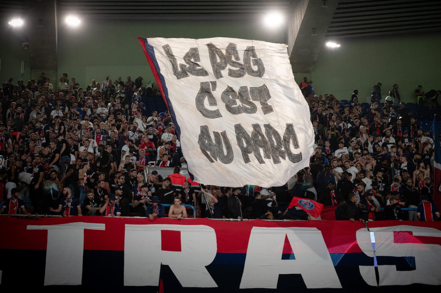 Chants homophobes lors du match PSG-OM : le gouvernement invite le club ... Chants homophobes lors du match PSG-OM : le gouvernement invite le club ...