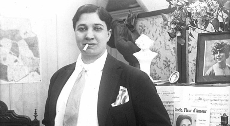 Violette Morris, le sombre destin d'une fière butch, pionnière du sport ...